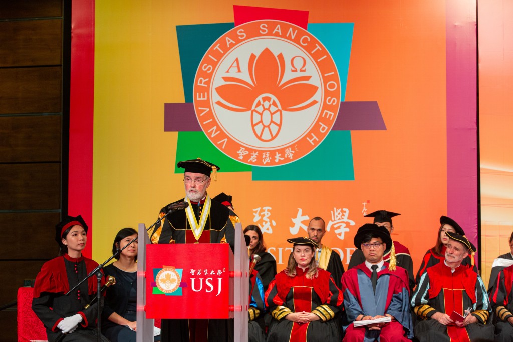 370 Diplomas Awarded at USJ Congregation 2019 – USJ Macao