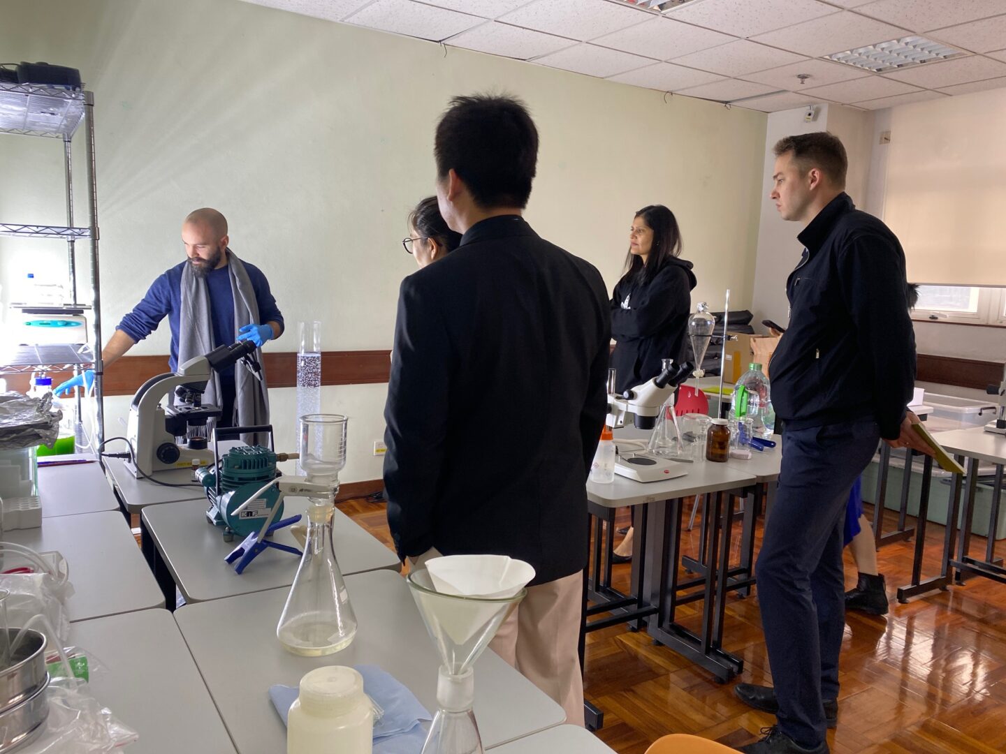 ISE hosts lab tour and microplastics workshop – USJ Macao