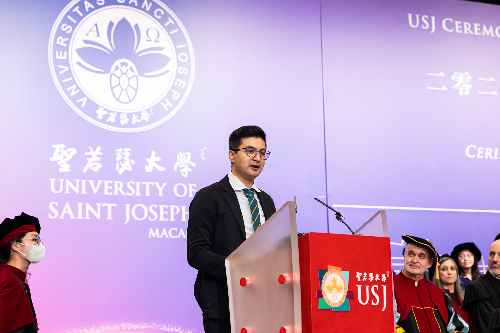 USJ Awards 366 Diplomas and Degrees in its 2023 Graduation Ceremony ...
