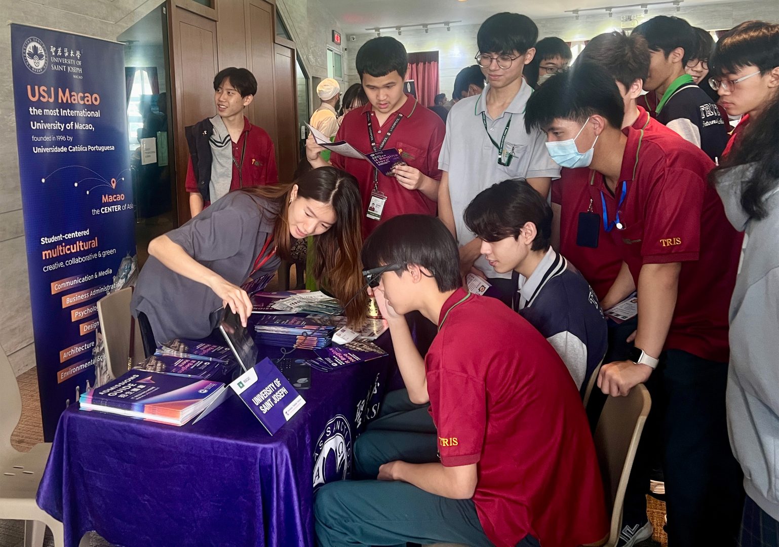 USJ Participates in the Largest International Education Fair in Vietnam ...