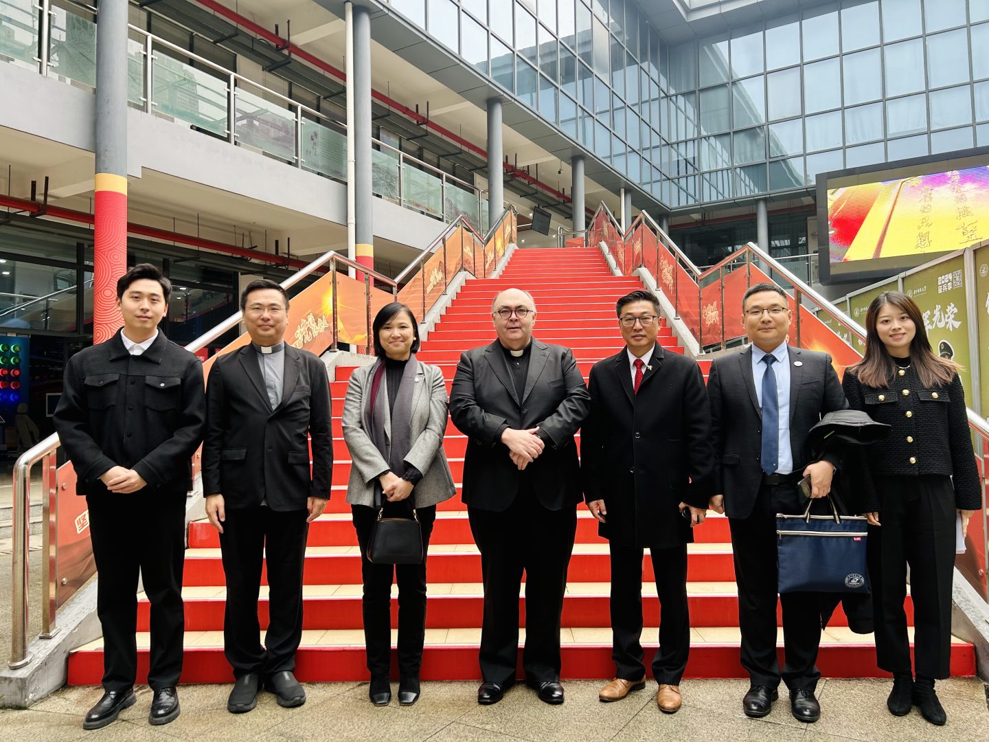 USJ Macao Delegation Visits Huazhong University of Science and ...