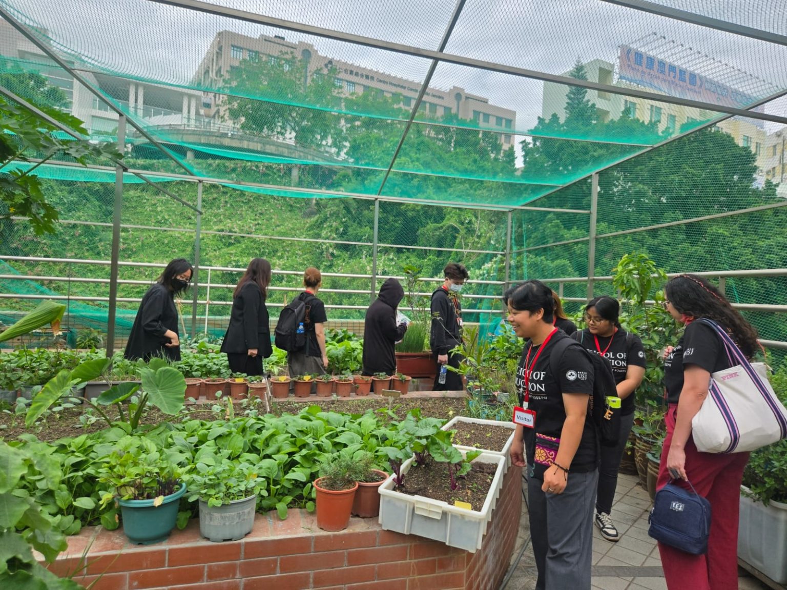 教育學院師生參訪聖羅撒英文中學STEM課堂 – USJ Macao